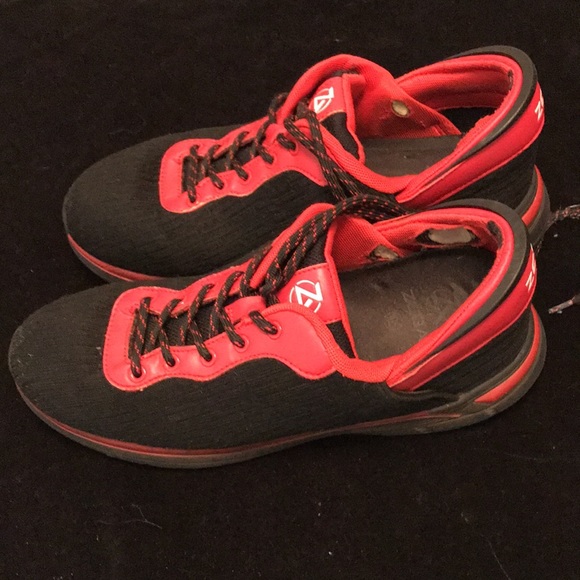 Zeba | Shoes | Zeba Handsfree Cosmic Black Sneakers Comfort Size 5 ...